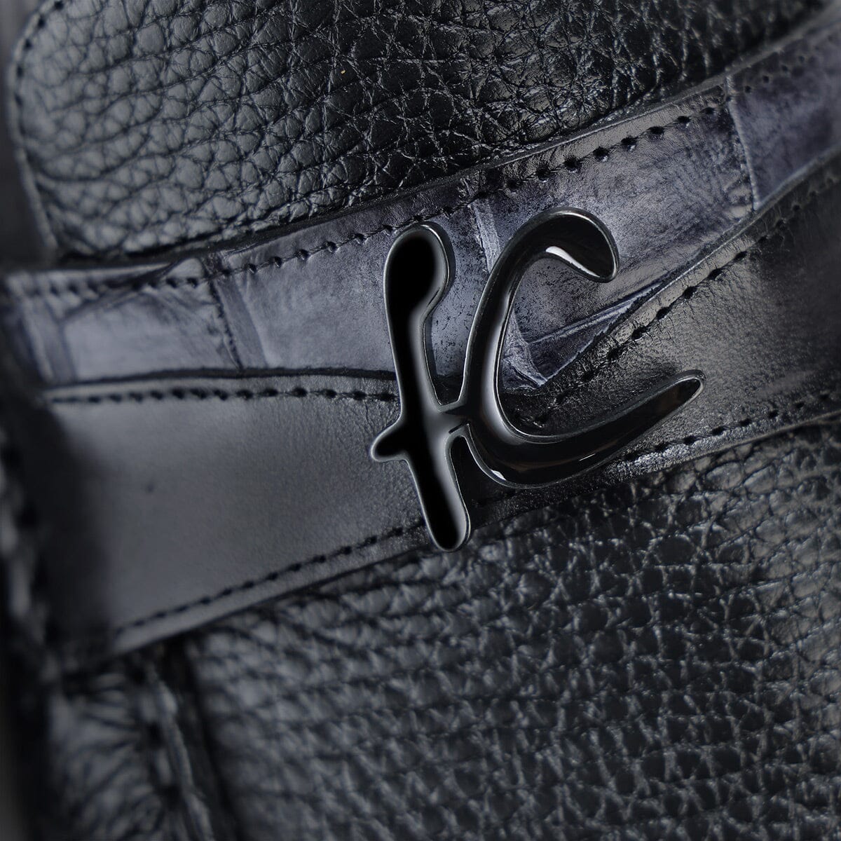 Zapato loafer en piel genuina de nilóticus para caballero – Cuadra México
